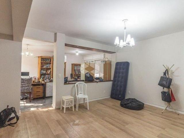 Apartamento 2 dormitórios 1 suíte 94m² 1 vaga no bairro Petrópolis