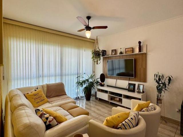 Apartamento 2 dormitórios 1 suíte à Venda na Astúrias no Guarujá | QVista Int.