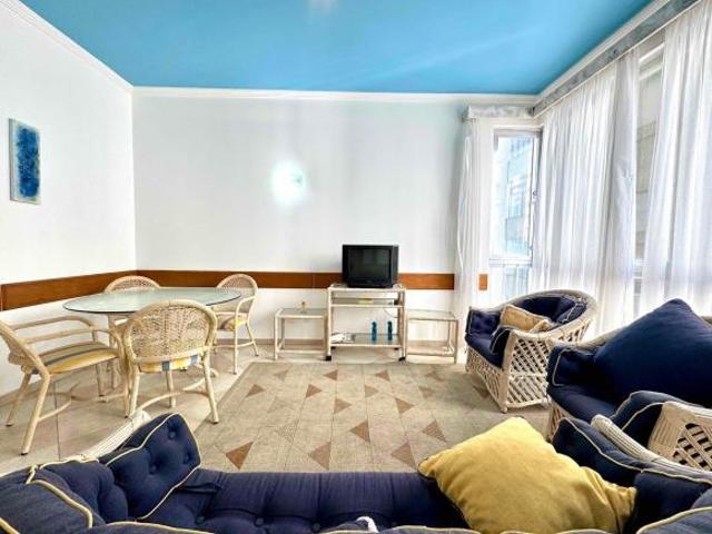 Apartamento 2 dormitórios 1 suíte à Venda na Pitangueiras no Guarujá | QVista.