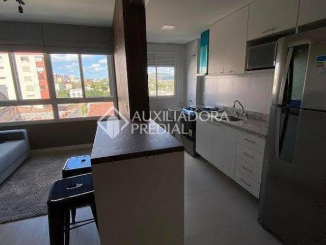 Apartamento 2 dormitórios 1 suíte, à venda no bairro Bom Jesus, Porto Alegre