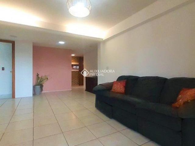 Apartamento 2 dormitórios, 1 suíte e 2 vagas escrituradas à venda no bairro Boa Vista, 80m2