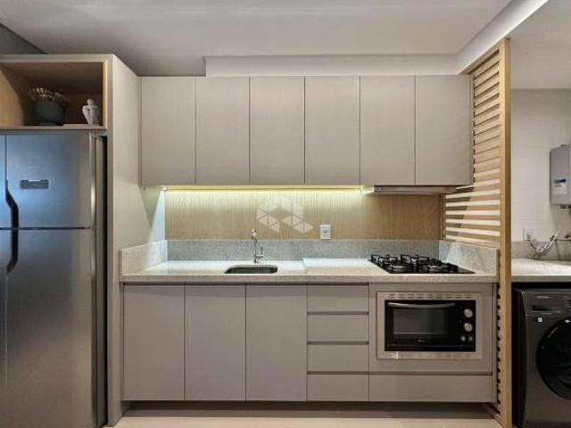 Apartamento 2 dormitórios, 1 suíte, frente avenida e vista Mar Capão da Canoa/RS