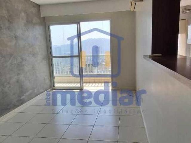 Apartamento 2 dormitórios, 1 suíte, varandão e lazer de clube !