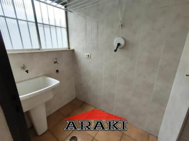 Apartamento 2 Dormitórios, 1 Vaga, A 80m do Metrô