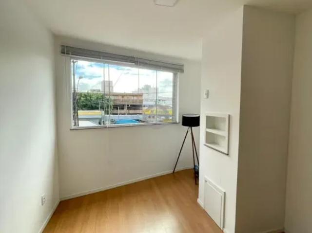Apartamento 2 dormitórios 1 vaga Bairro Floresta