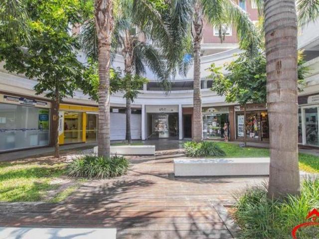 Apartamento 2 dormitórios, 1 vaga, elevador na Rua General Lima e Silva