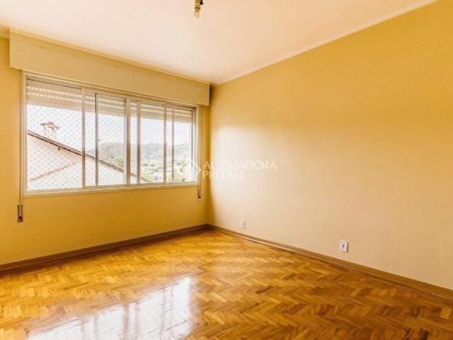 Apartamento 2 dormitórios, 1 vaga, em frente a PUC