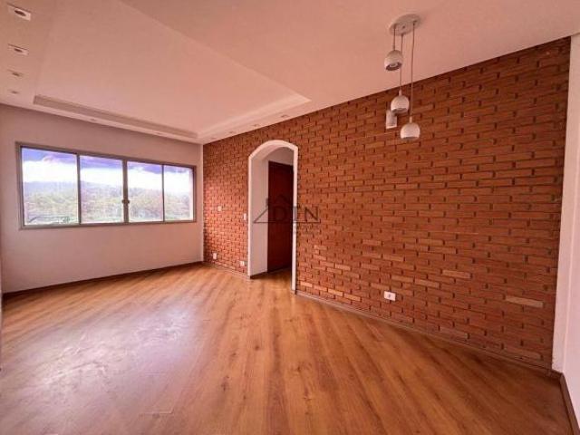 Apartamento 2 dormitórios, 1 vaga, Horto Florestal