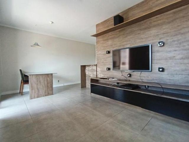 Apartamento 2 dormitórios, 1 vaga, sacada com churrasqueira, excelente posição solar