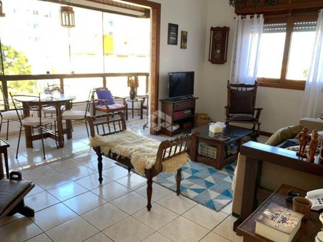 Apartamento 2 dormitórios, 1suíte, frente, sacada, Centro, Capão da Canoa
