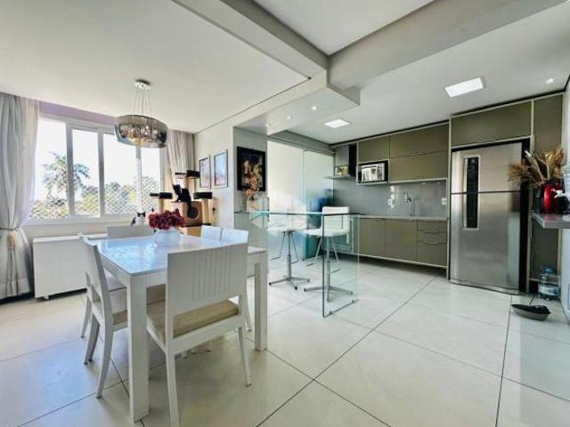 Apartamento 2 dormitórios, 2 vagas cobertas, mobiliado, churrasqueira Nossa Senhora das Graças C