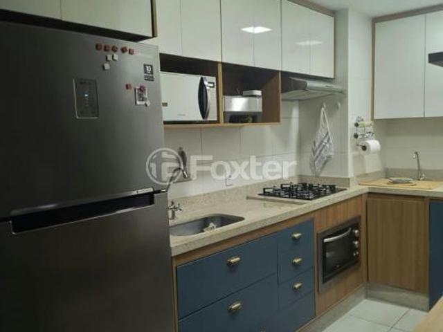 Apartamento, 2 dormitórios, 34 m², em Cambuci