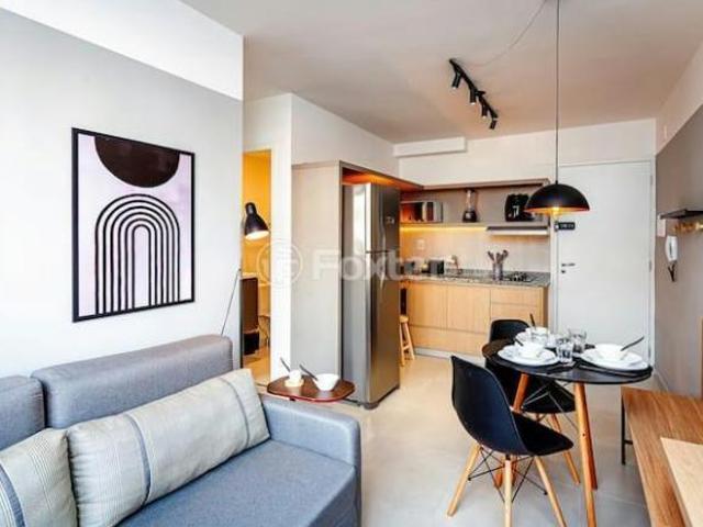 Apartamento, 2 dormitórios, 35 m², em Brás