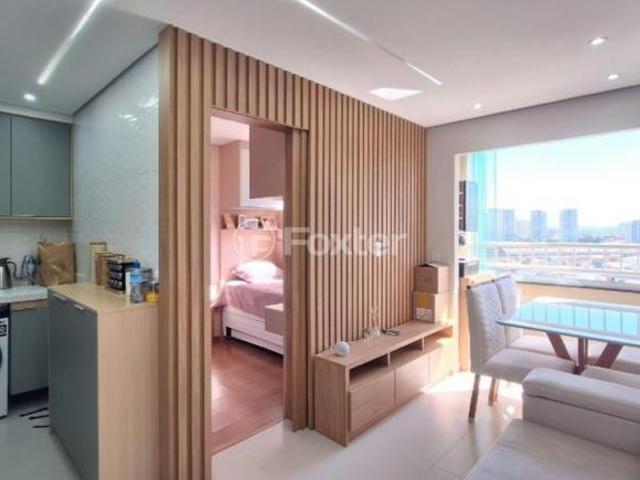 Apartamento, 2 dormitórios, 37 m², em Lapa de Baixo