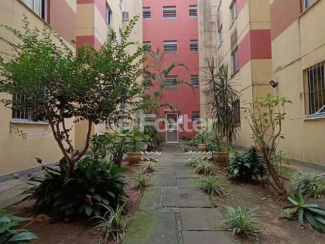 Apartamento, 2 dormitórios, 39 m², em Partenon