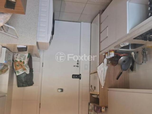 Apartamento, 2 dormitórios, 32 m², em Cambuci