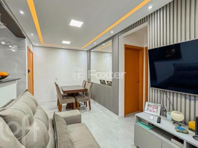 Apartamento, 2 dormitórios, 44 m², em Humaitá