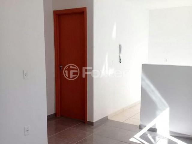 Apartamento, 2 dormitórios, 44 m², em São José