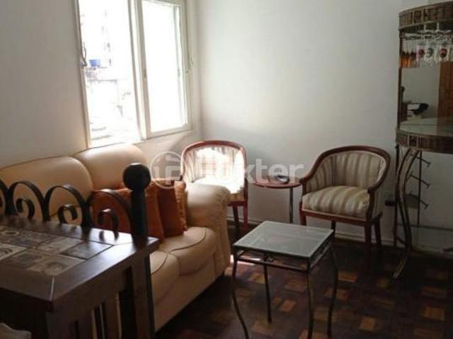 Apartamento, 2 dormitórios, 45 m², em Centro Histórico