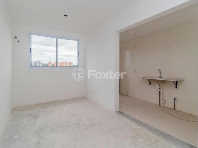 Apartamento, 2 dormitórios, 45 m², em Morro Santana
