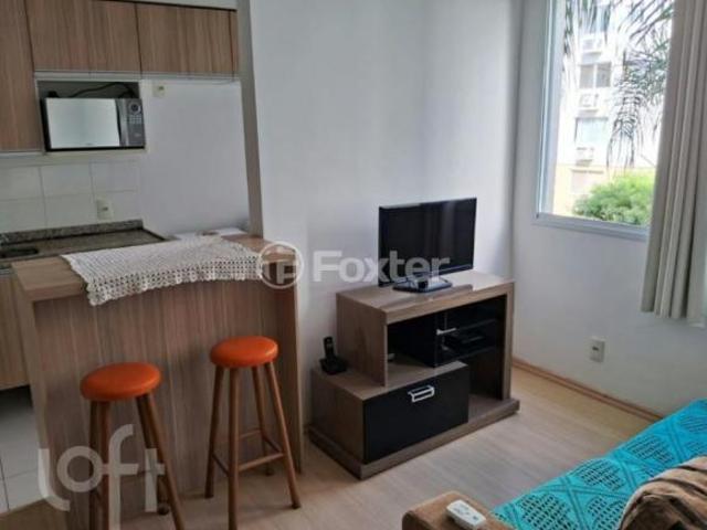 Apartamento, 2 dormitórios, 45.96 m², em Cristal