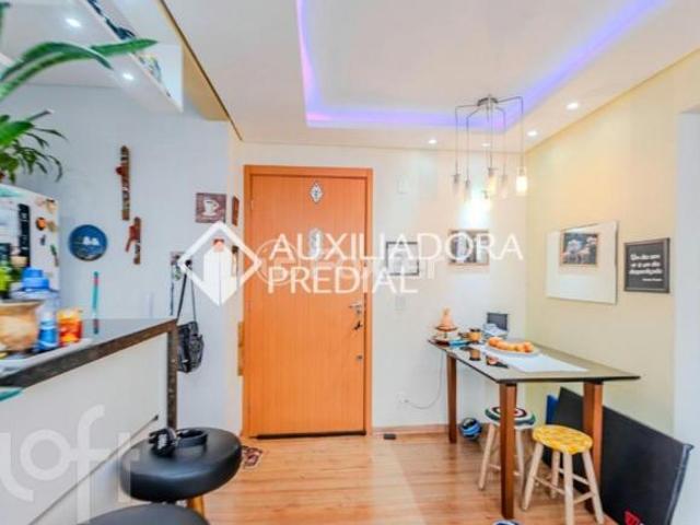 Apartamento, 2 dormitórios, 46 m², em Morro Santana