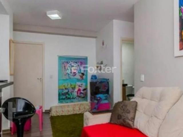 Apartamento, 2 dormitórios, 46.32 m², em Cristal