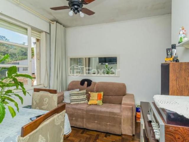 Apartamento, 2 dormitórios, 46.96 m², em Ipanema
