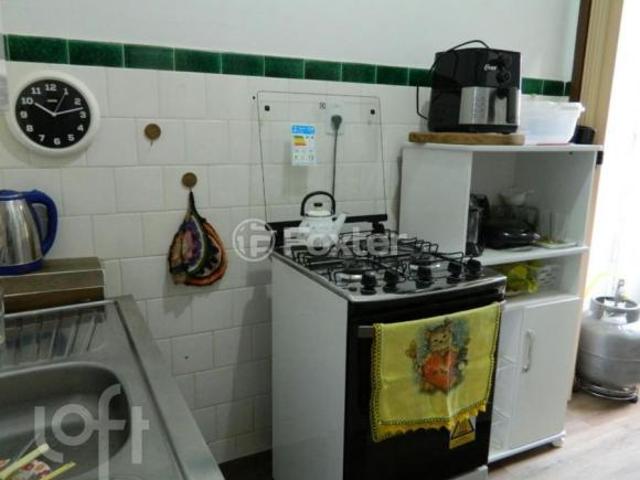 Apartamento, 2 dormitórios, 47 m², em Centro Histórico