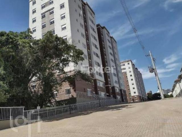 Apartamento, 2 dormitórios, 47 m², em Passo das Pedras