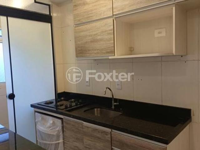 Apartamento, 2 dormitórios, 47 m², em Vila Correa
