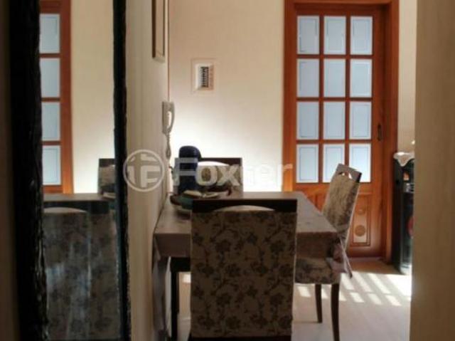 Apartamento, 2 dormitórios, 48 m², em Cristal
