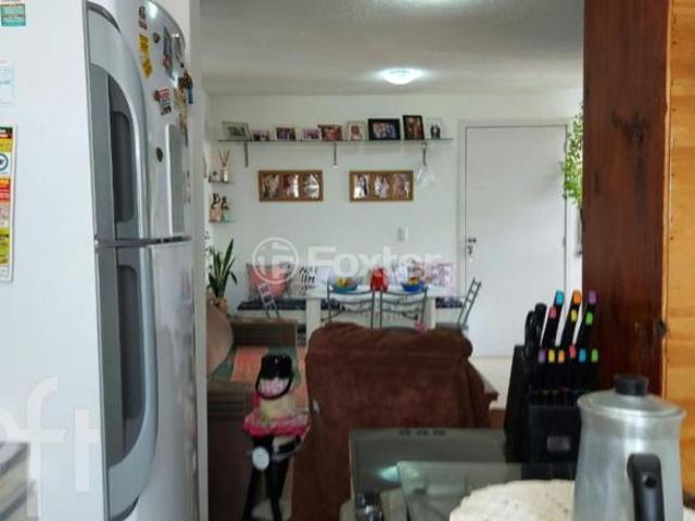 Apartamento, 2 dormitórios, 48 m², em Lomba do Pinheiro