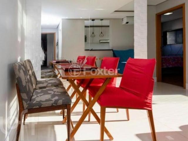 Apartamento, 2 dormitórios, 48 m², em Morro Santana
