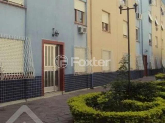 Apartamento, 2 dormitórios, 48 m², em Menino Deus