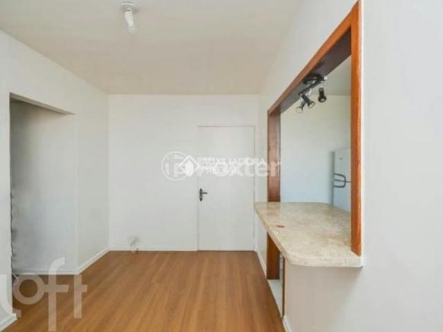 Apartamento, 2 dormitórios, 48 m², em Santa Tereza