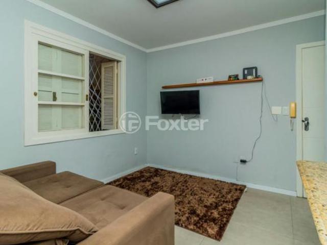 Apartamento, 2 dormitórios, 48.18 m², em Mont Serrat