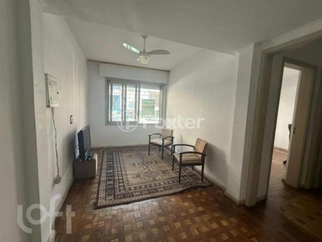 Apartamento, 2 dormitórios, 48.24 m², em Centro Histórico