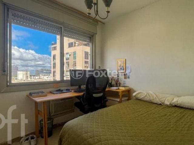 Apartamento, 2 dormitórios, 48.89 m², em Centro Histórico