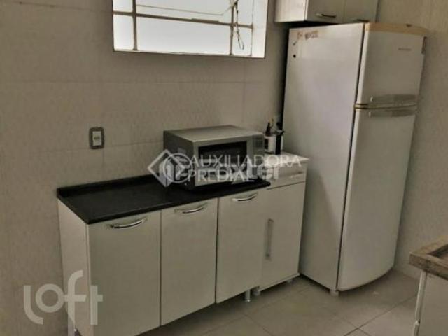 Apartamento, 2 dormitórios, 48.95 m², em Centro Histórico