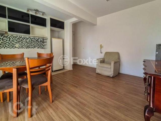 Apartamento, 2 dormitórios, 49 m², em Fátima