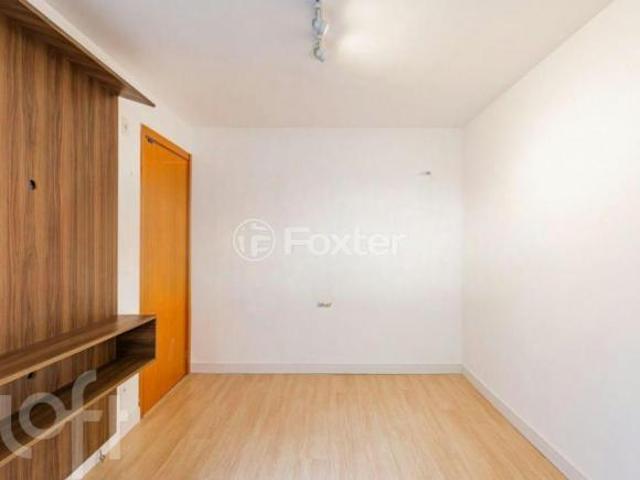 Apartamento, 2 dormitórios, 49 m², em São José