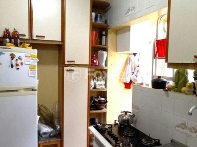 Apartamento, 2 dormitórios, 49.08 m², em Menino Deus