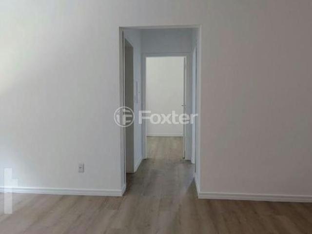 Apartamento, 2 dormitórios, 49.34 m², em Centro