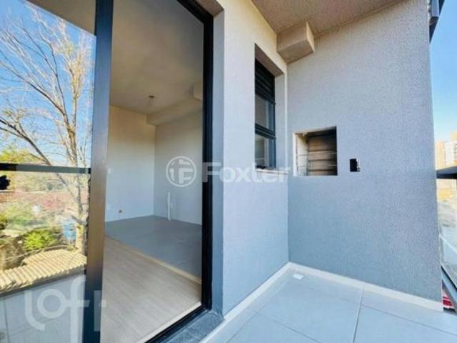Apartamento, 2 dormitórios, 49.5 m², em Centro