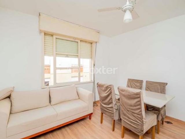 Apartamento, 2 dormitórios, 49.94 m², em Cristal