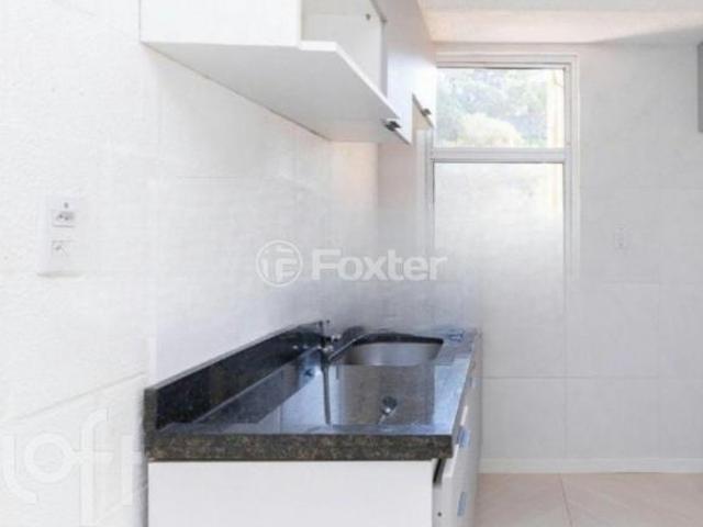 Apartamento, 2 dormitórios, 40 m², em Lomba do Pinheiro