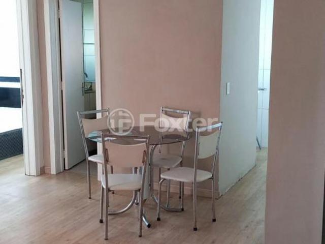 Apartamento, 2 dormitórios, 40 m², em Lomba do Pinheiro
