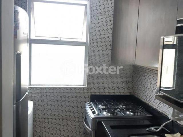 Apartamento, 2 dormitórios, 40 m², em Partenon