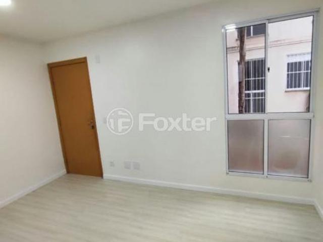 Apartamento, 2 dormitórios, 40.23 m², em Feitoria